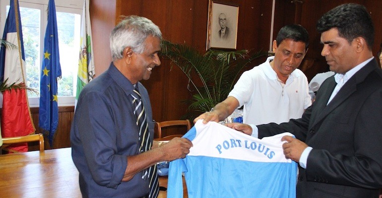 Coopération : Début de jumelage entre Saint-Paul et Port-Louis
