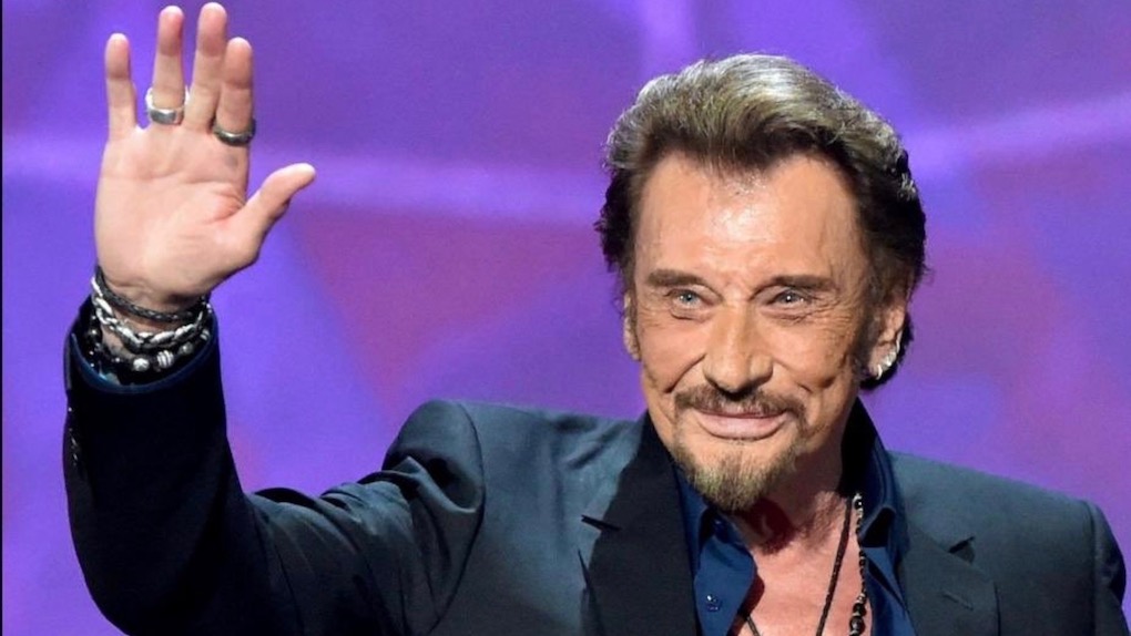 [VIDÉO] Des milliers de fans pour dire adieu à Johnny