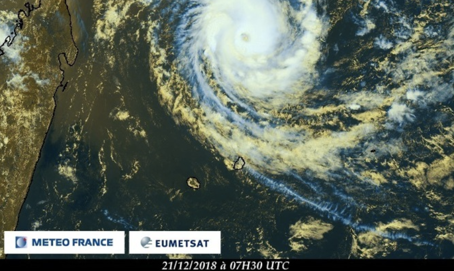 [Météo France] Le bulletin de 13H du cyclone tropical intense CILIDA
