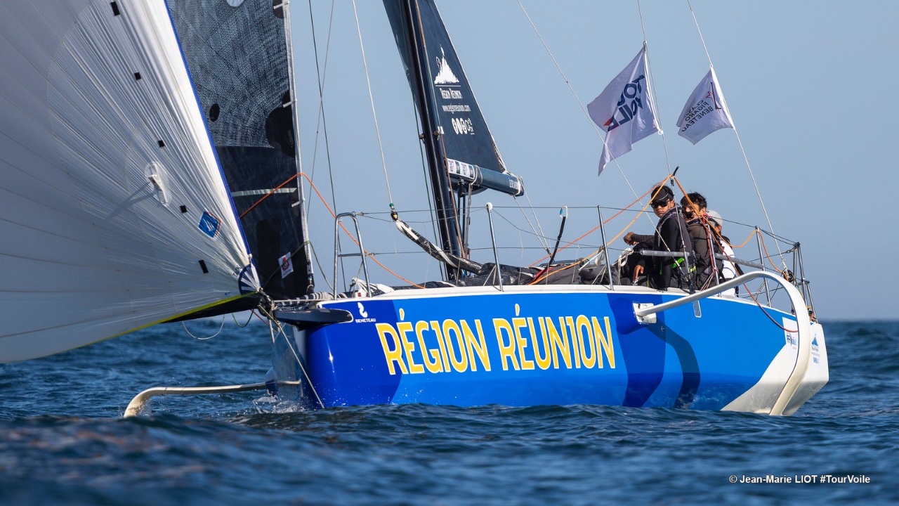 Tour Voile 2025 : l’Équipage La Réunion signe une remontée ...