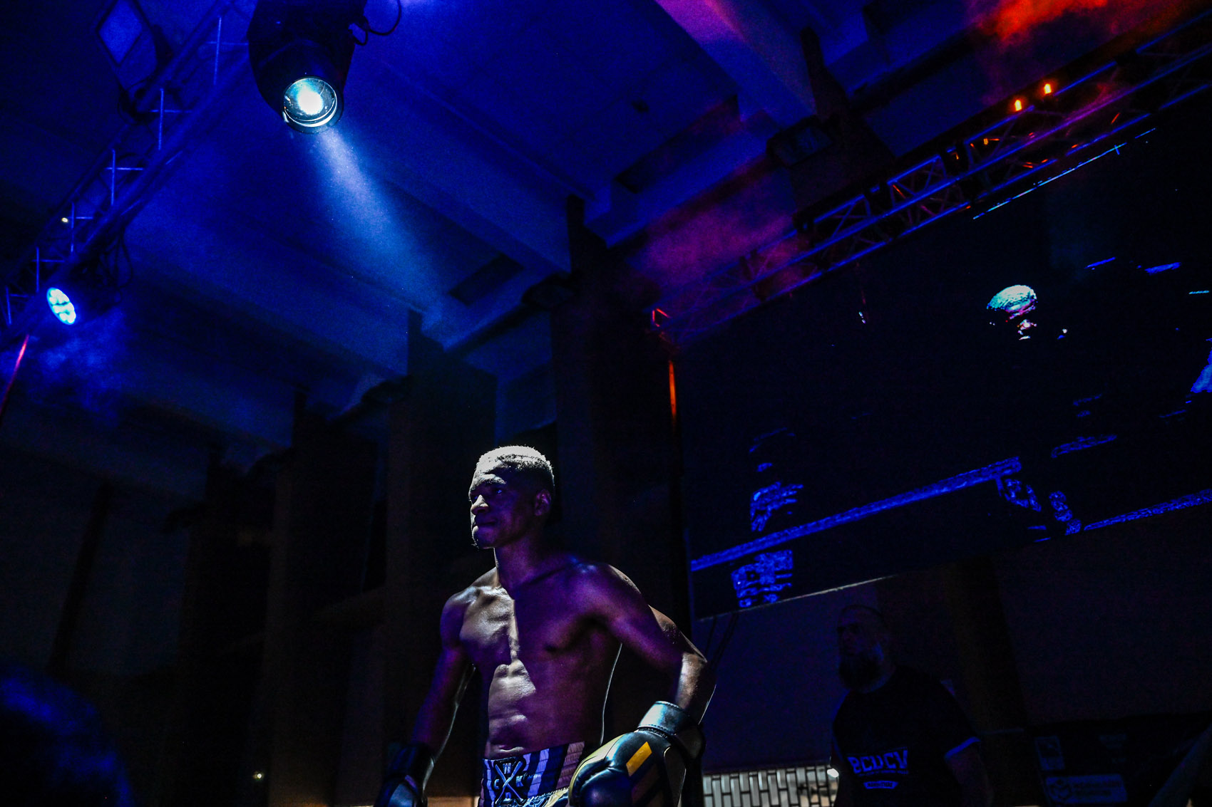 Rage Night 2 : Florent Kaouachi décroche la ceinture ISKA